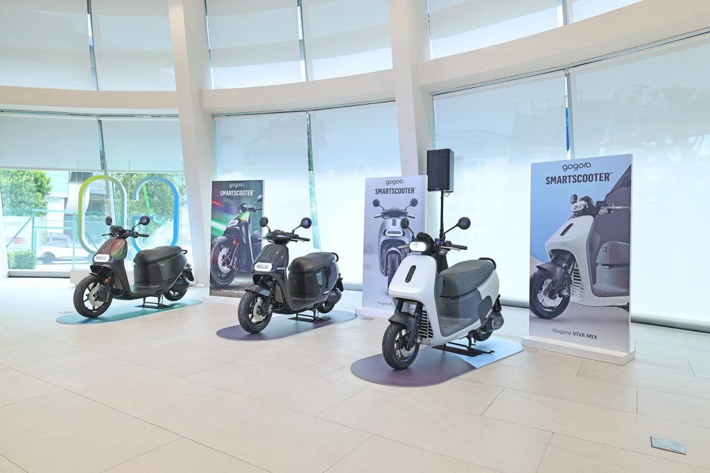 Gogoro Launches Three Electric Smartscooters | AutoApp