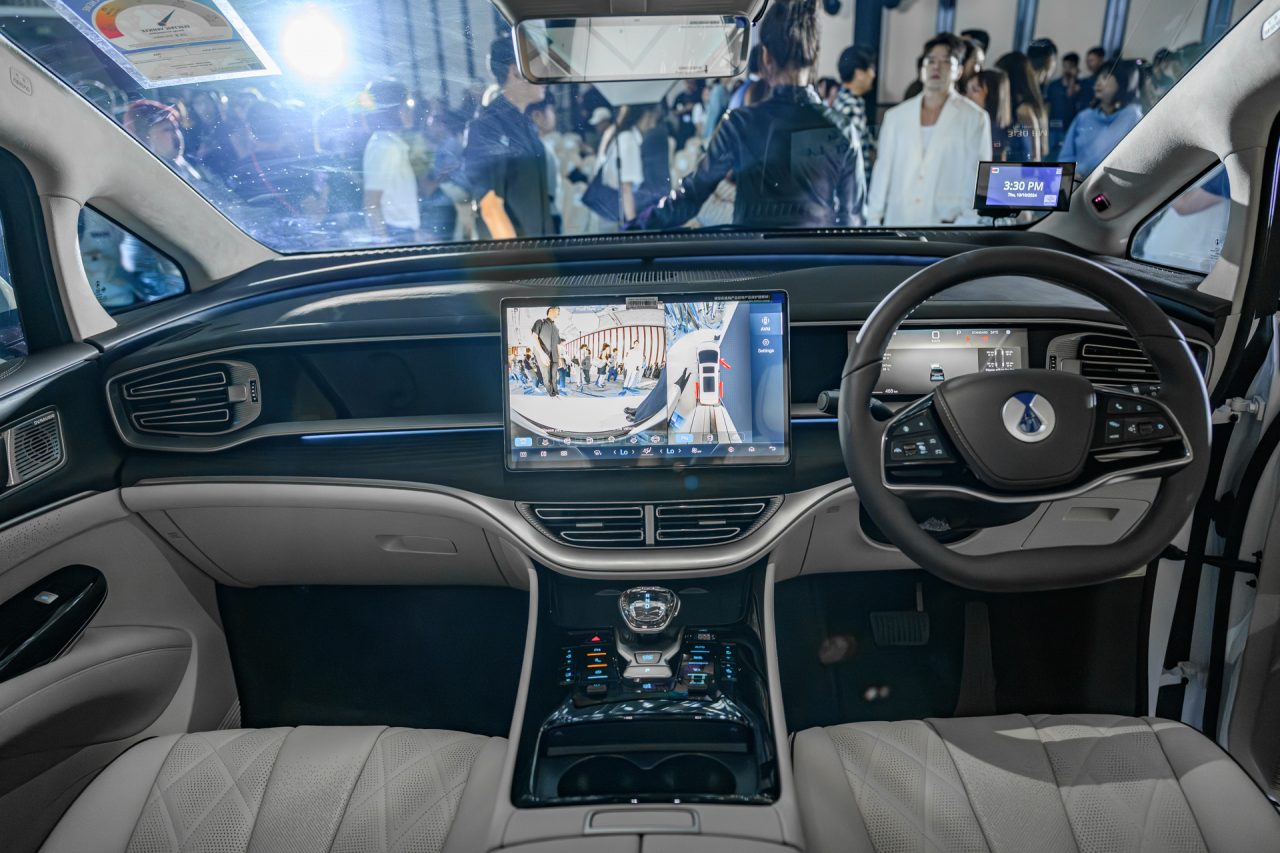 Denza Enters Singapore, Eyes Asia-Pacific Expansion | AutoApp